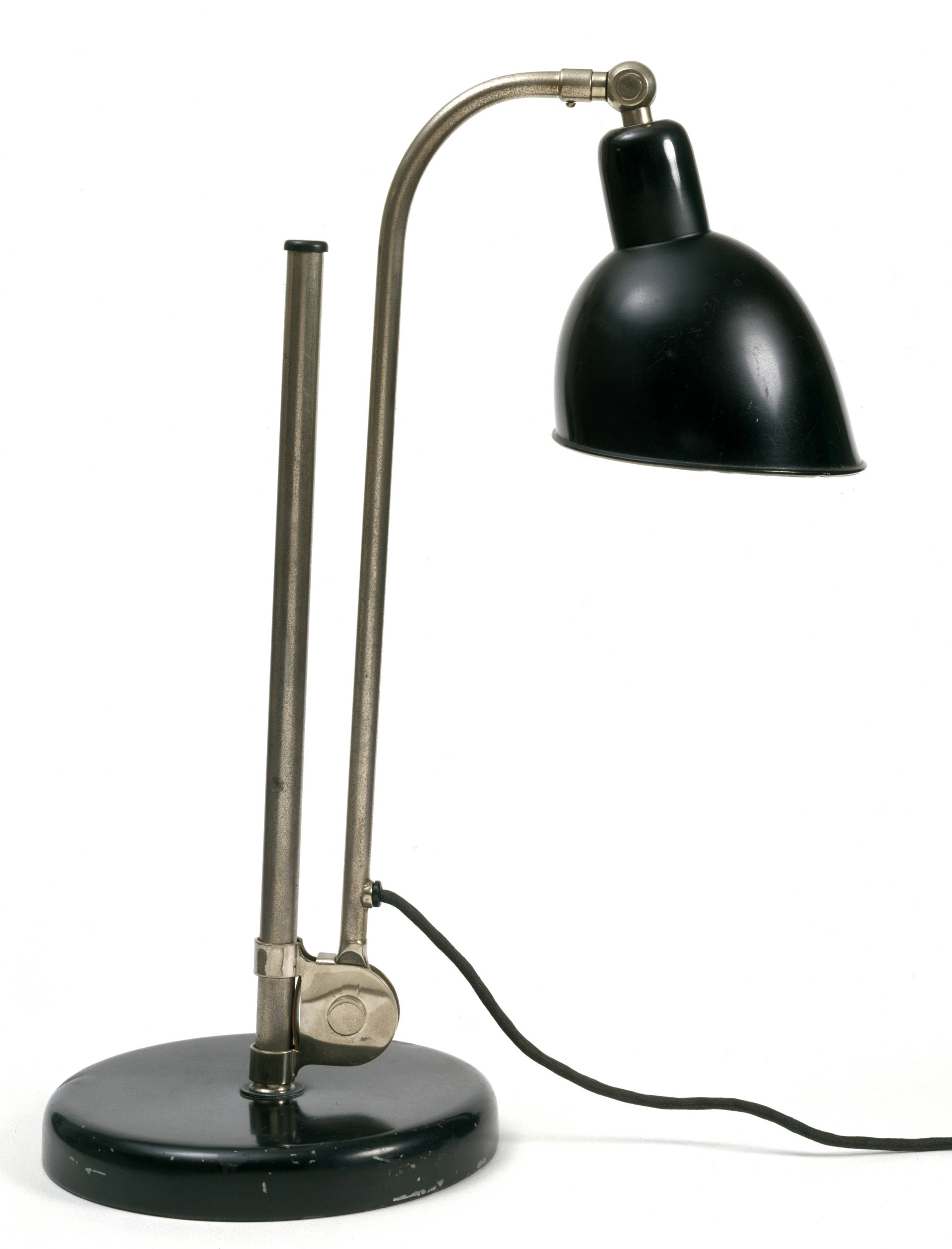 Domestic life in a Modern world · V&A