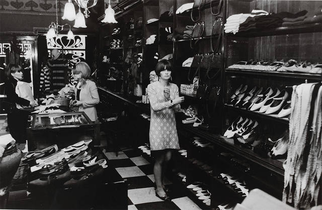 An introduction to 1960s fashion · V&A