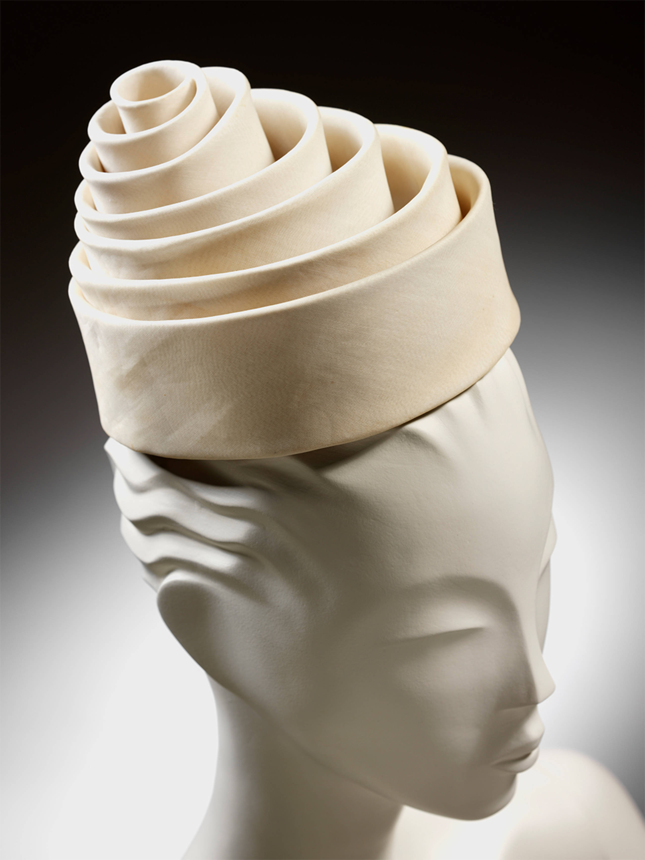 Balenciaga's hats · V&A