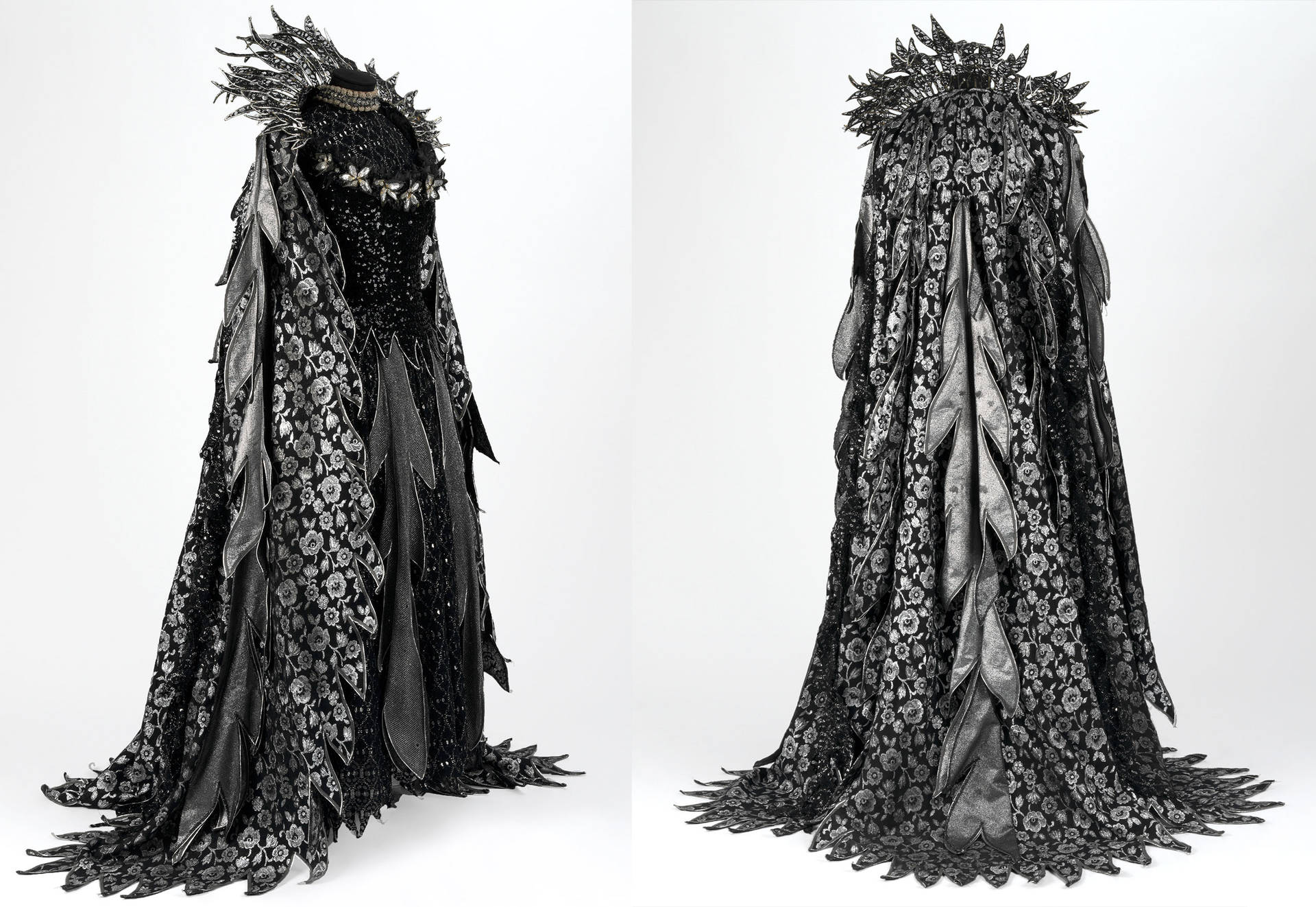 Opera costume · V&A