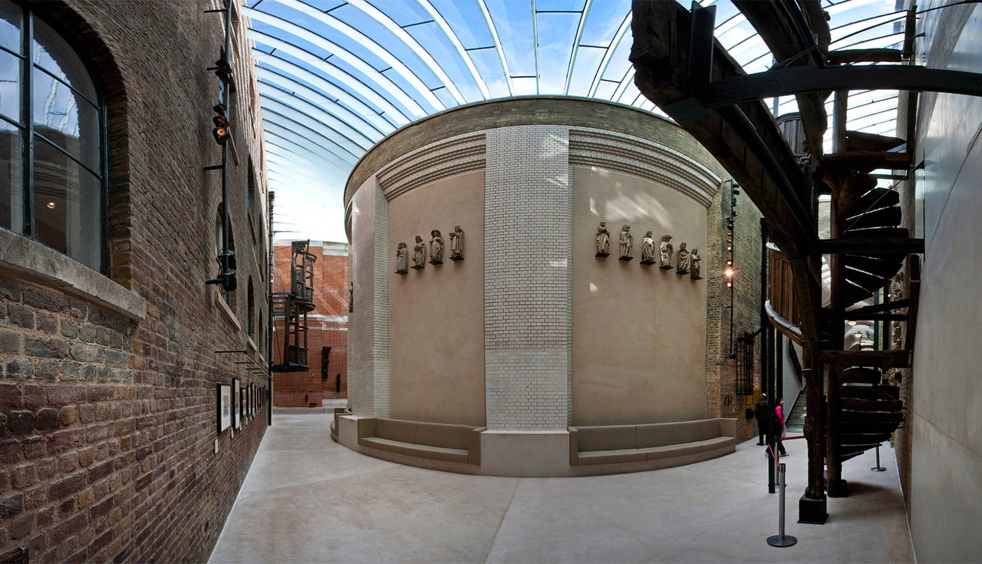 The Daylit Gallery · V&A