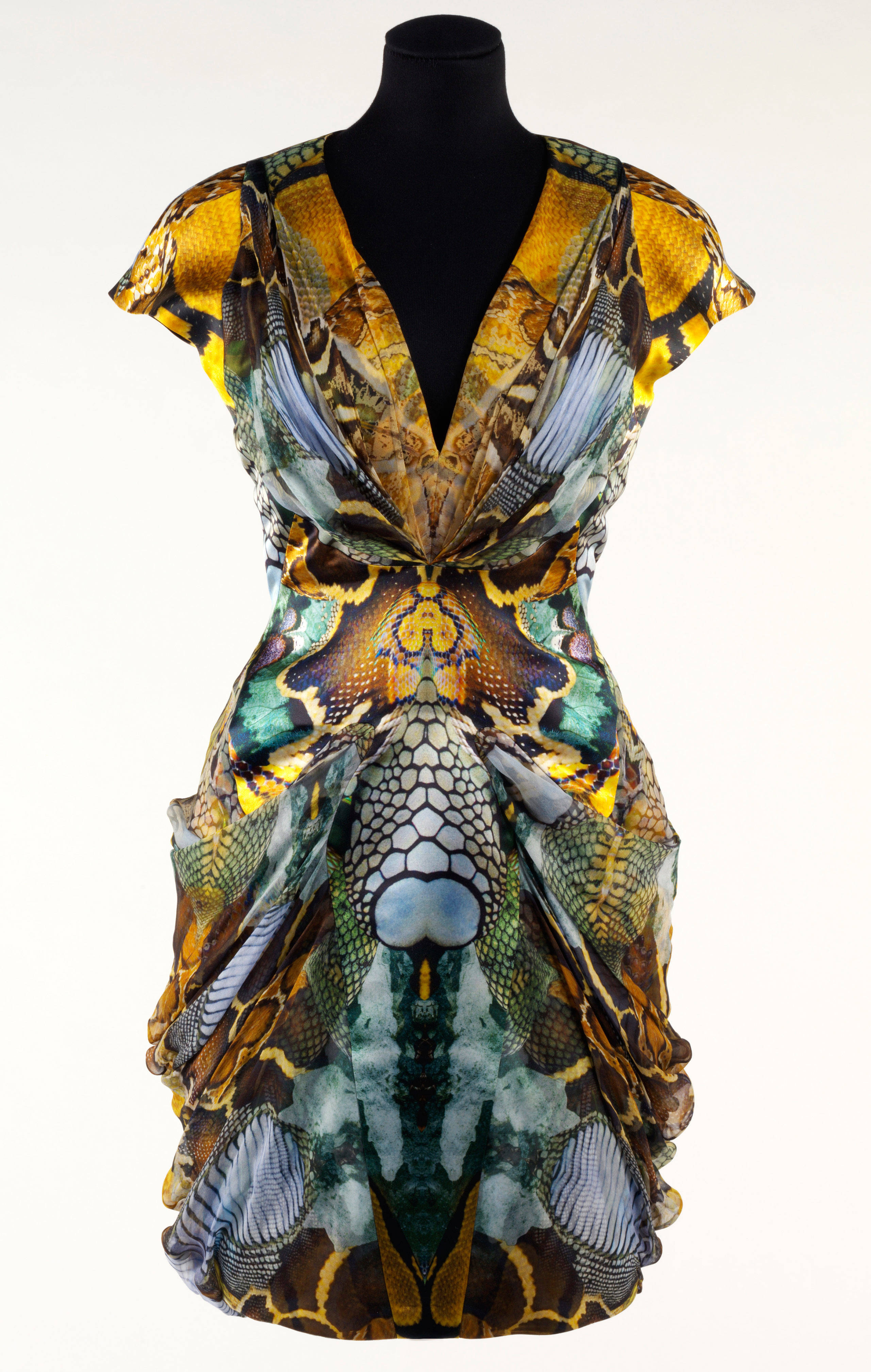 Fashion inspired by the natural world · V&A