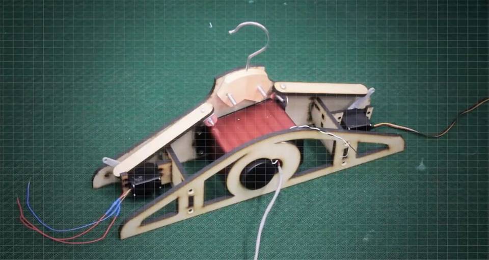 V&A · Make Your First Interactive Robot