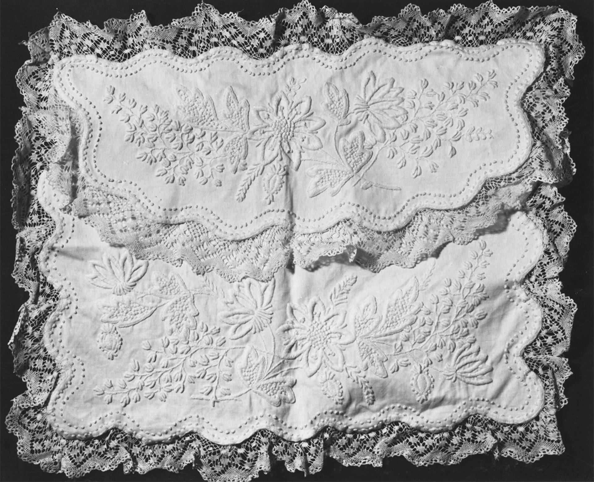 Embroidery styles: an illustrated guide · V&A