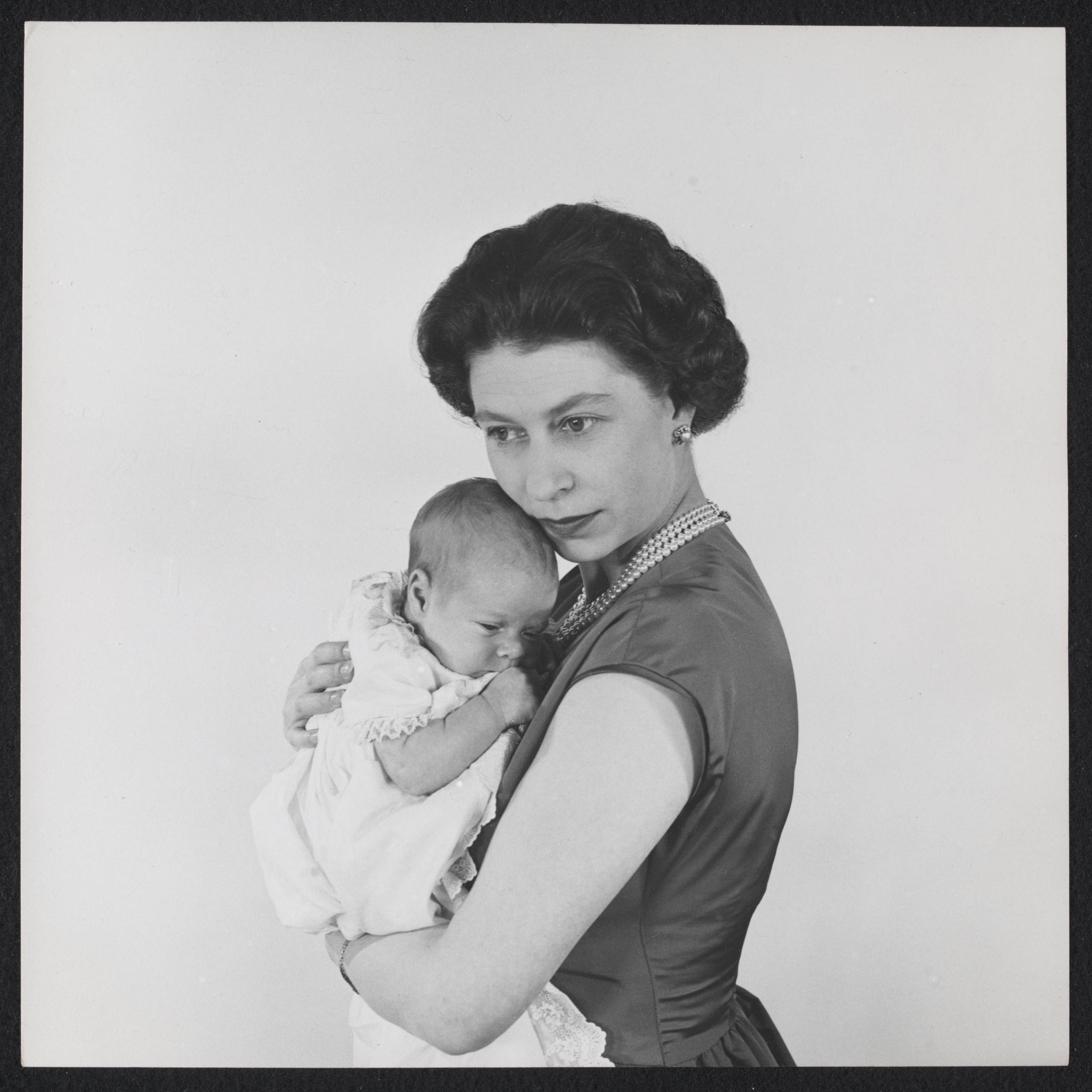 Cecil Beaton: royal photographer · V&A