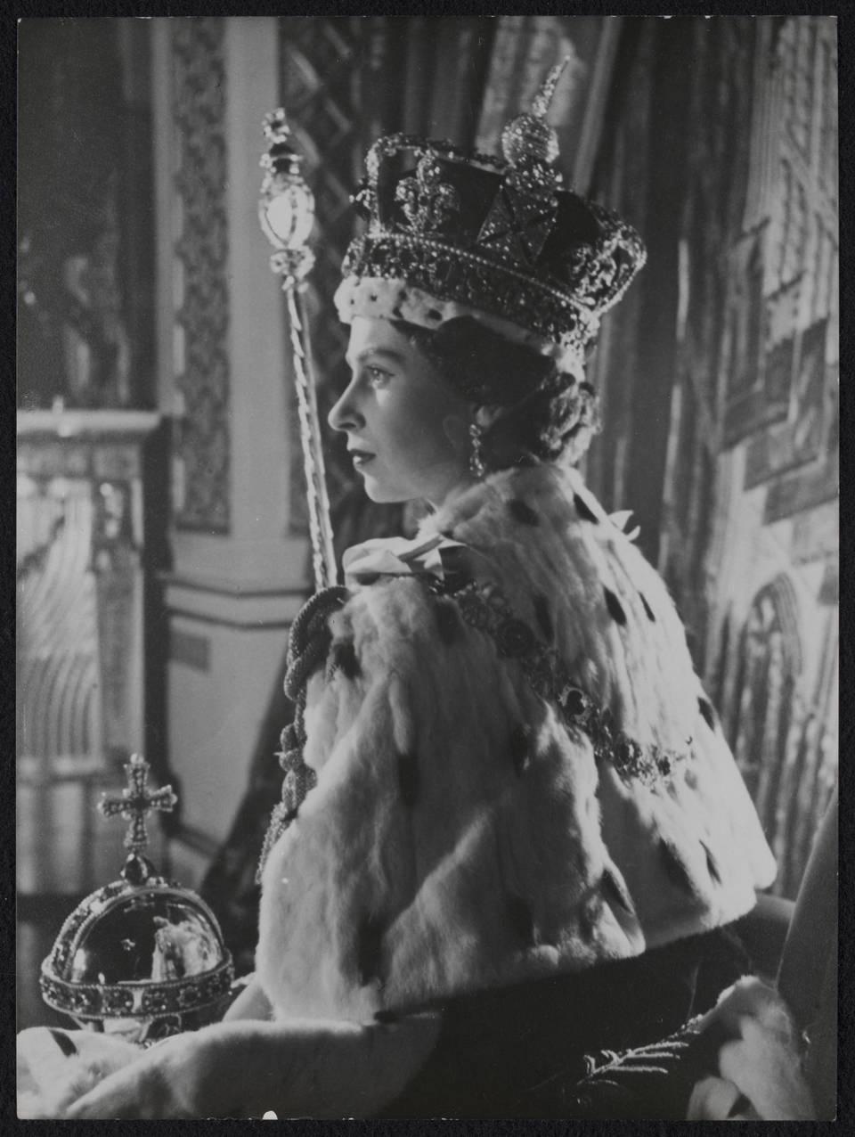 Cecil Beaton: royal photographer · V&A