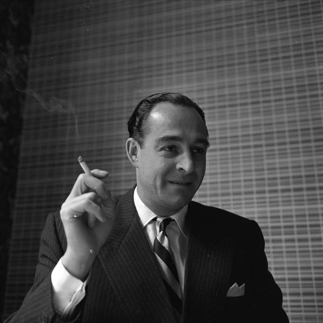 V&A · Harry Hammond