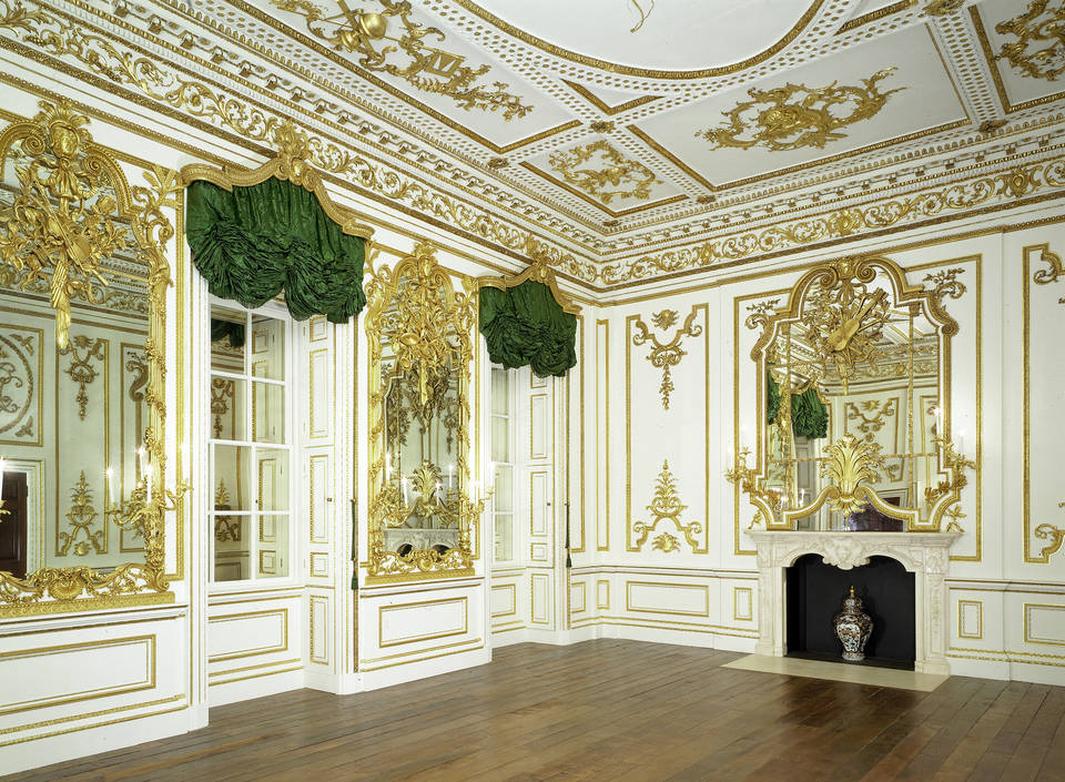 V&A · Rococo