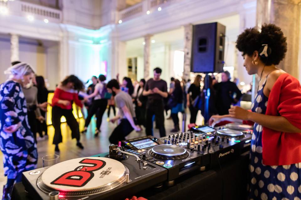 V&A · Programming For Lates: Friday Late At The V&A