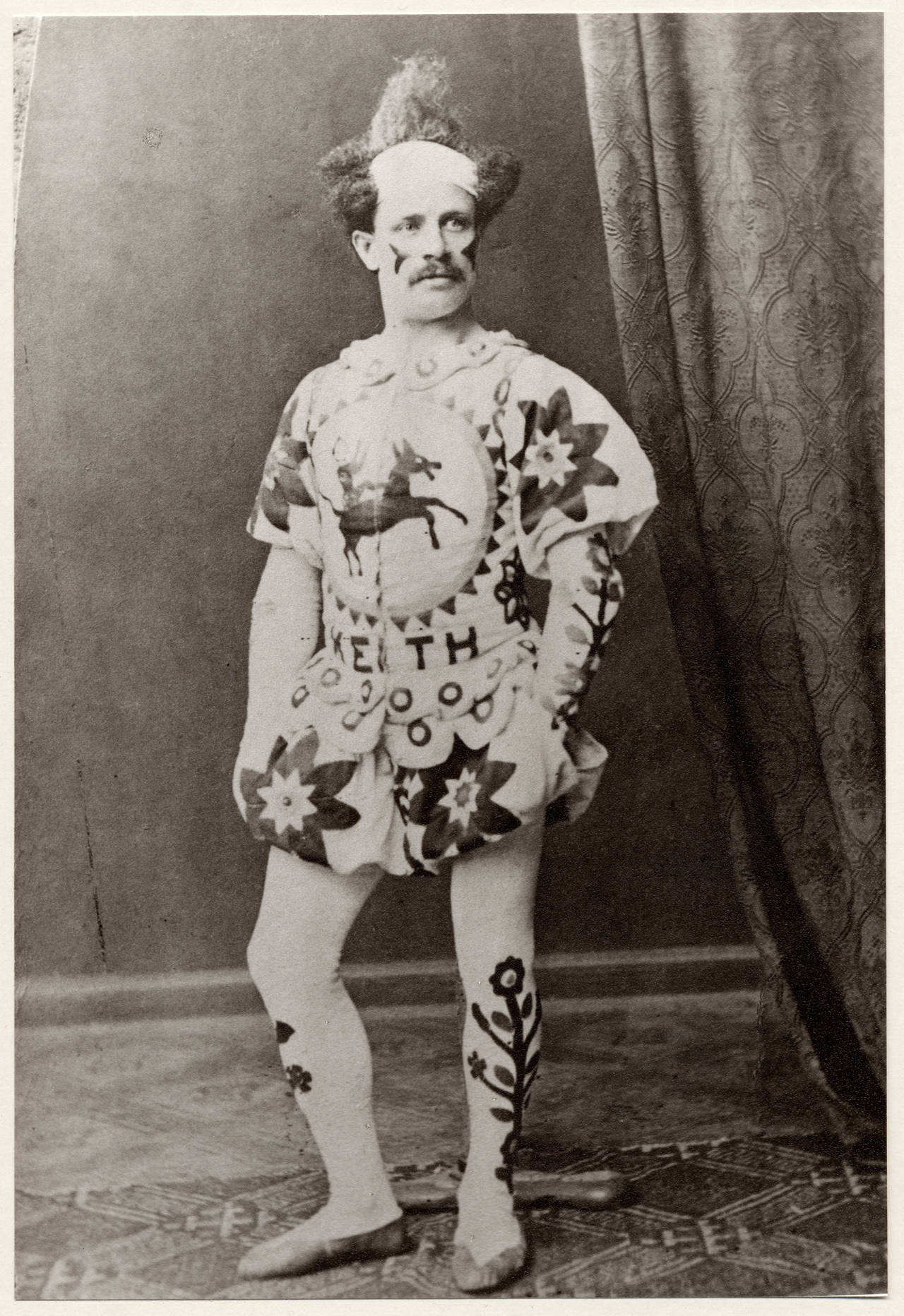 The story of circus · V&A